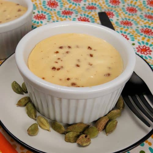 Instant Pot Bhapa Doi {Steamed Yogurt Pudding} - This Old Gal