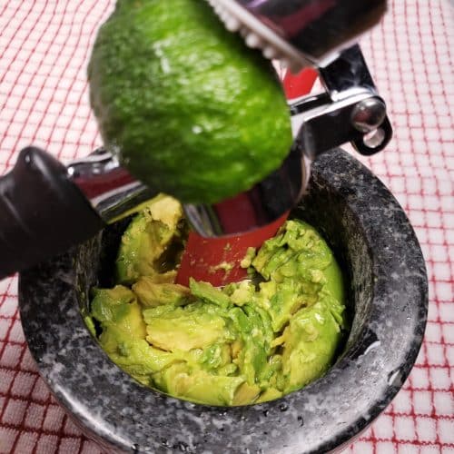 This Old Gal's Simple Guacamole Recipe - This Old Gal